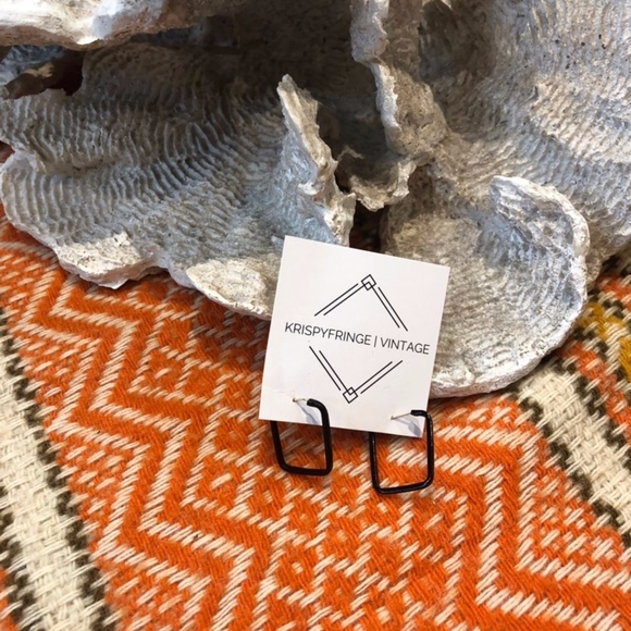 Jewelry | Mod And Retro Black Square Earrings | Poshmark
